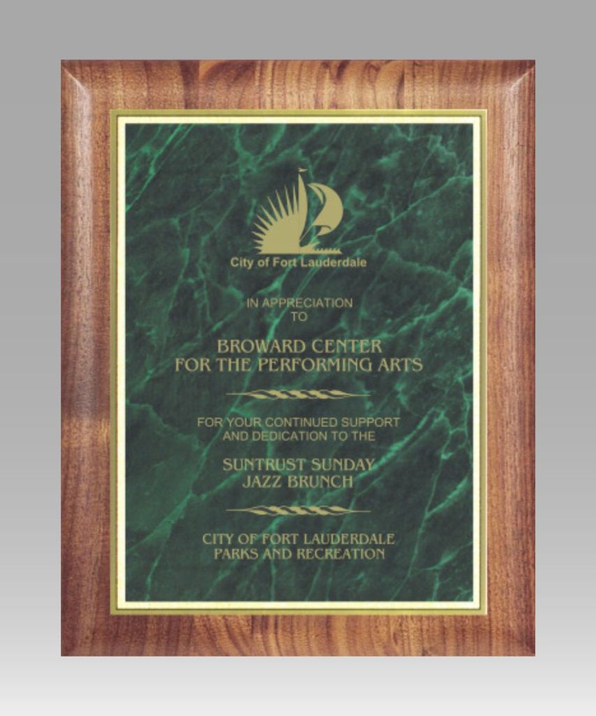 Walnut Round Edge Plaque Green - Ampros Awards